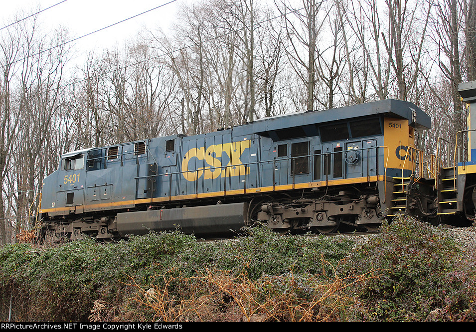 CSX ES40DC #5401 on Q409-21